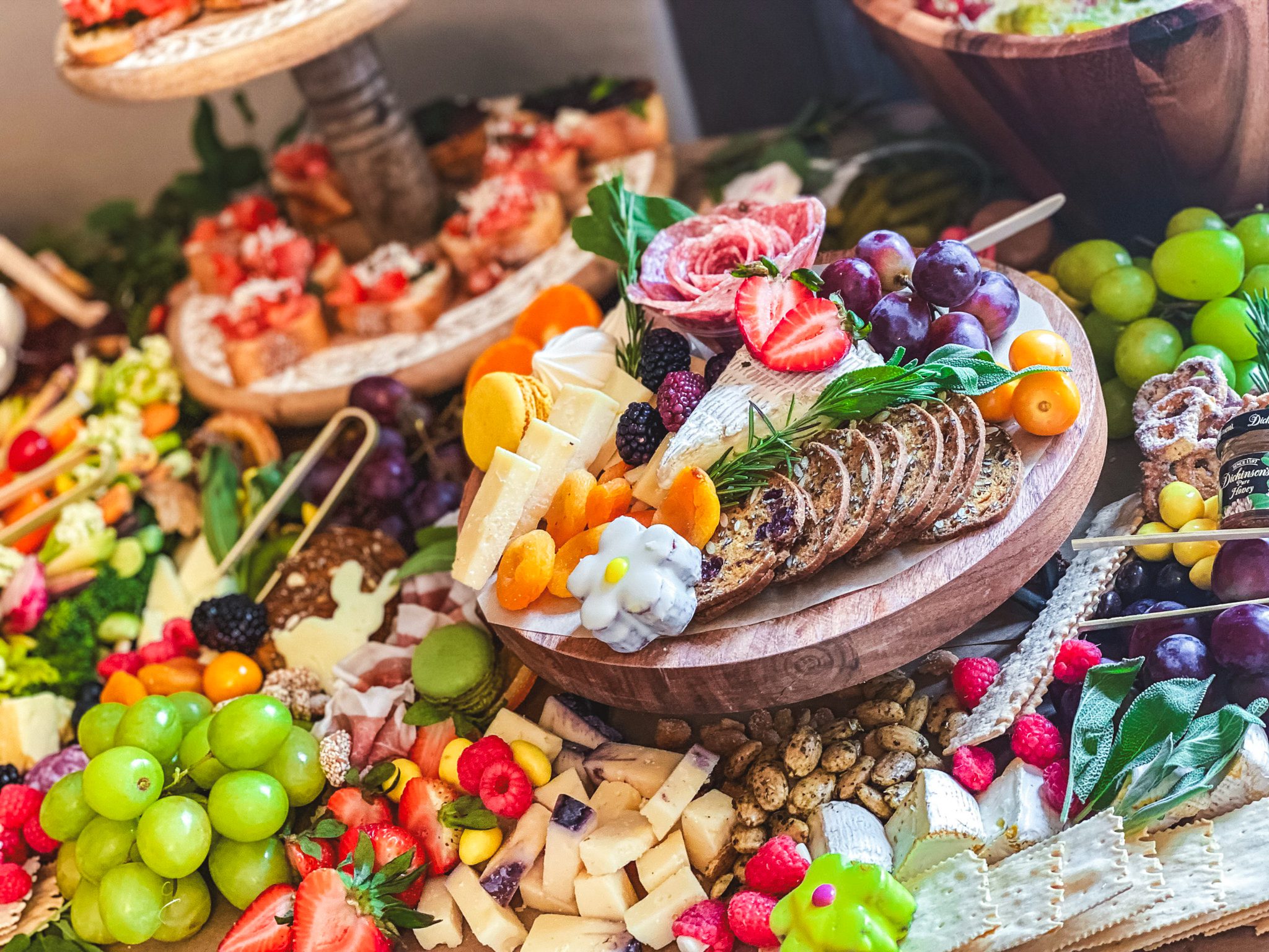 2 Board Sisters | Charcuterie Boards & Grazing Tables